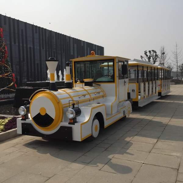 Mini Road Electric Trackless Train For Outside Using Customized Body Color