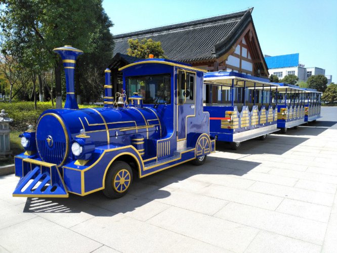 Trackless Diesel Engine Mini Express Trackless Train For Amusement Park